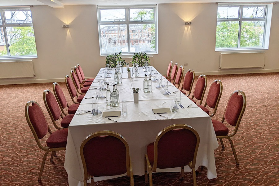 Meeting Room for hire in Leicester LE2 | The Fox & Soar